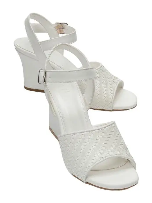 PROLOGUE SHOES Sylvar Slingback Wedge Sandal - White