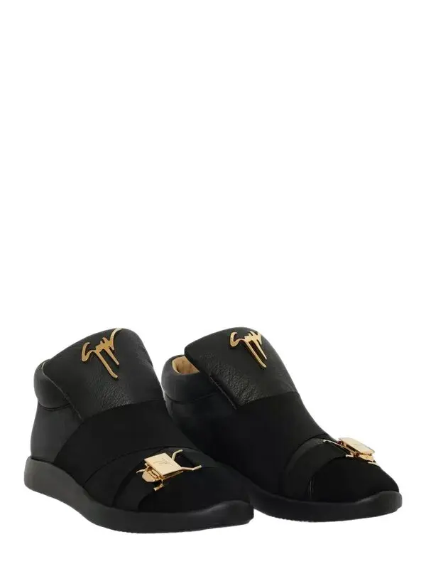 GIUSEPPE ZANOTTI Camoscio Logo-plaque Buckled Sneakers - Black