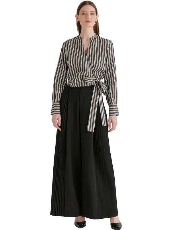 PAISIE Split Collarless Wrap Top With Side-tie Waist In Stripes - Black
