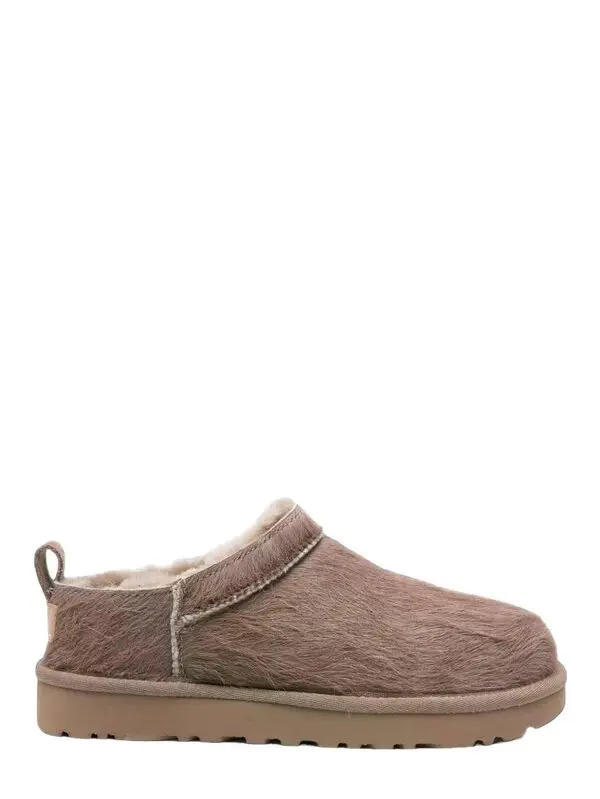 UGG Calf-hair Logo-patch Ankle Boots - Brown