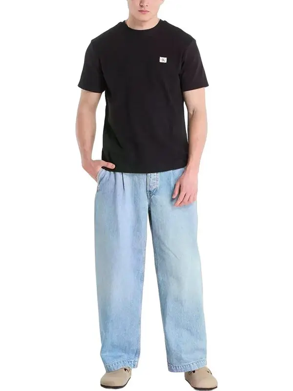 Calvin Klein Pleat Detail Barrel Jeans - Blue