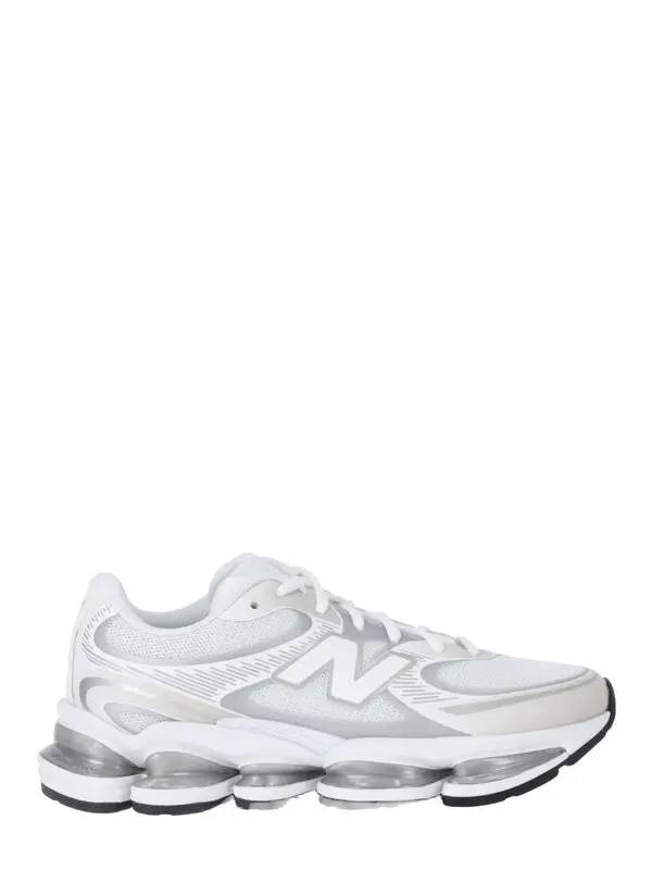 NEW BALANCE 2002r Athletic Sneakers - White