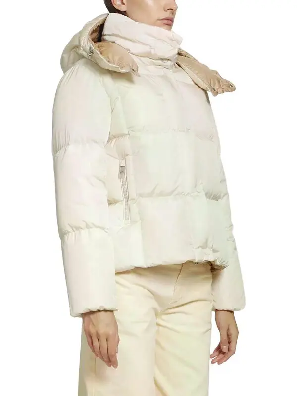 Moncler Castelnew Quilted Jacket - Neutrals