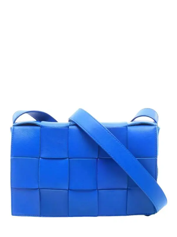 Bottega Veneta Maxi Intrecciato Shoulder Bag - Blue
