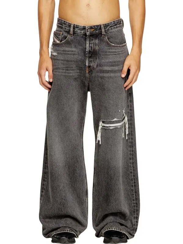 DIESEL® Relaxed Low-waist Jeans With Button Fly And Distressed Detailing - Black
