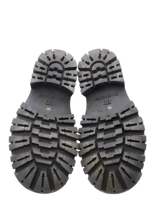 Balenciaga Leather Tractor Loafers With Logo Plate - Black