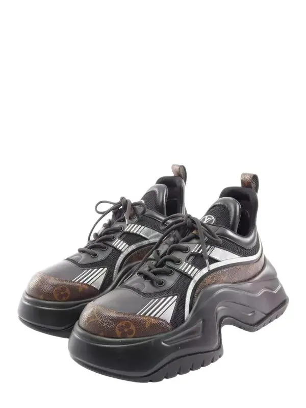 LOUIS VUITTON Arclight 2.0 Sneakers - Black