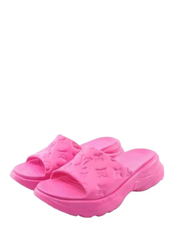 LOUIS VUITTON Monogram Pool Sandals - Pink