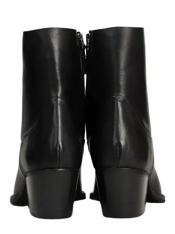 JULIE DEE Pointed-toe Ankle Boots - Black