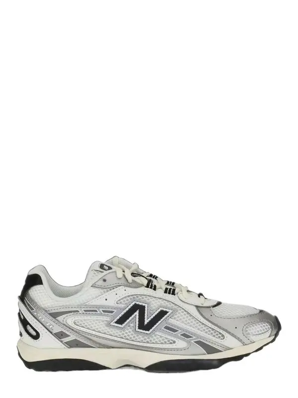 NEW BALANCE 204l Low Top Sneakers - Grey