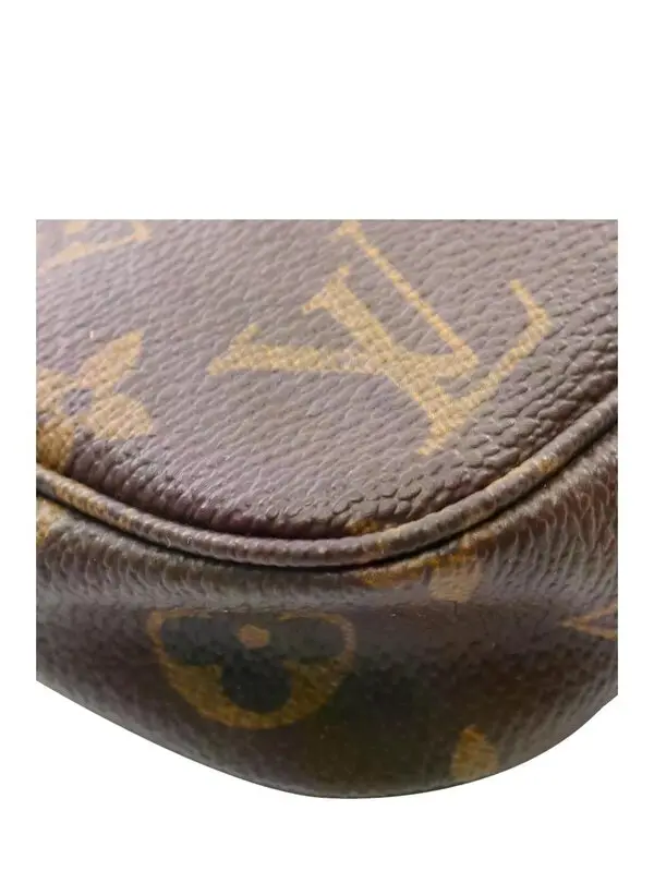 LOUIS VUITTON Monogram Pochette Accessoires Shoulder Bag - Brown