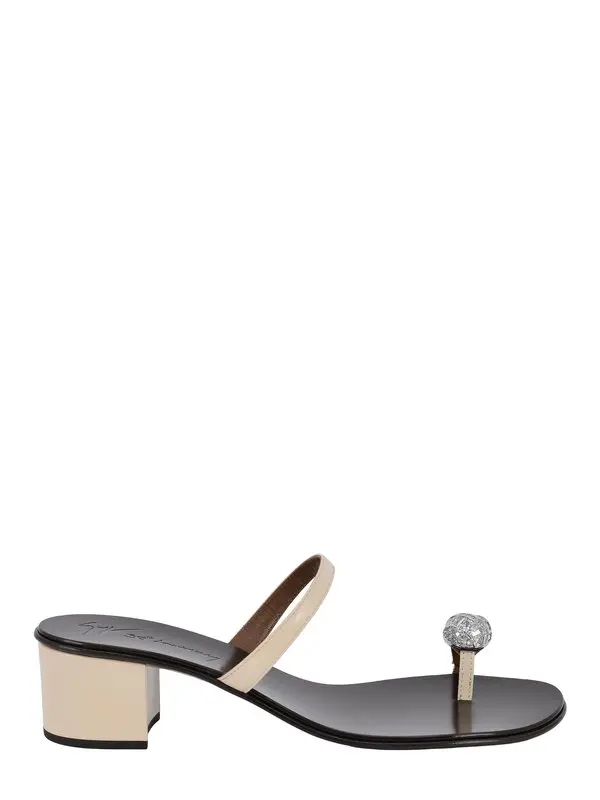 GIUSEPPE ZANOTTI Embellished Leather Thong Sandals - Off_white