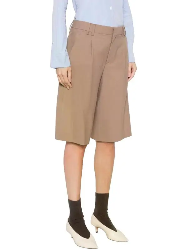 Closed Pleated Knee-length Tailored Shorts - Neutrals