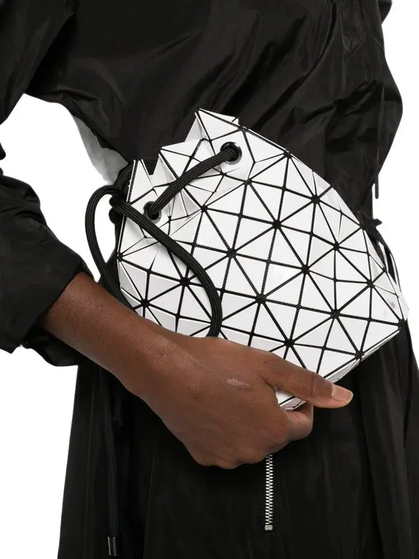 BAOBAO ISSEY MIYAKE Wring Bucket Bag - White