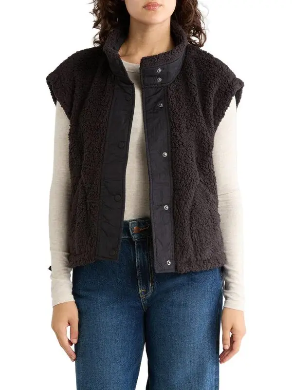 BEACHLUNCHLOUNGE Paxton Fleece Vest - Black
