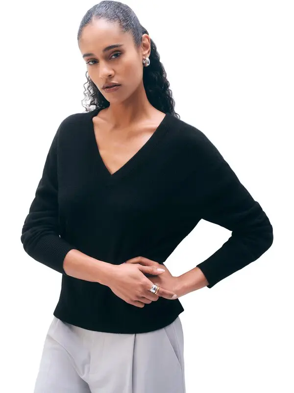WHITE & WARREN Cashmere V-neck Pullover - Black