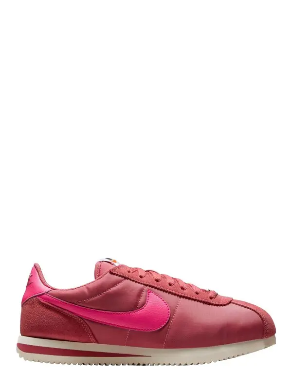 Nike Low Top Nylon Running Sneakers - Red