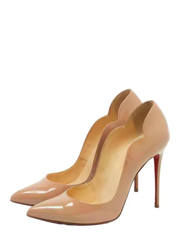 Chloé Patent Leather Pointed Toe Stiletto Pumps - Neutrals