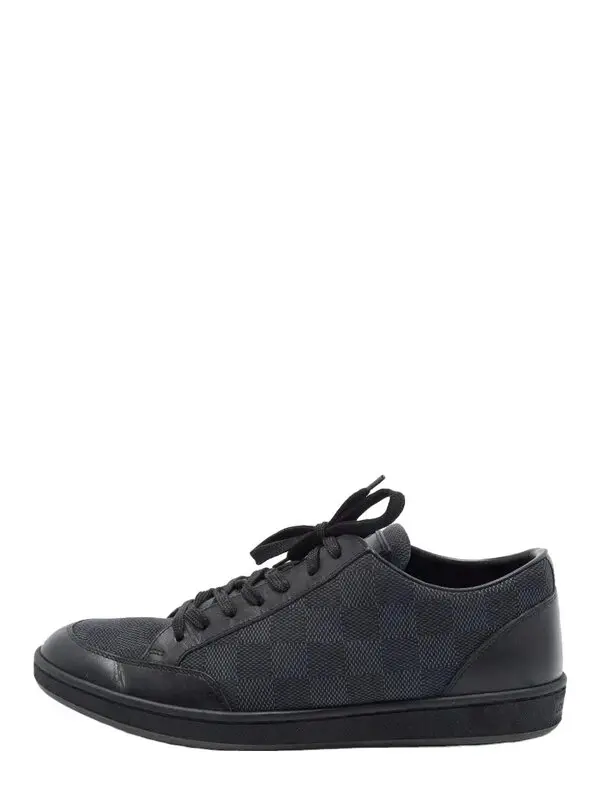 LOUIS VUITTON Damier Graphite Sneakers - Black