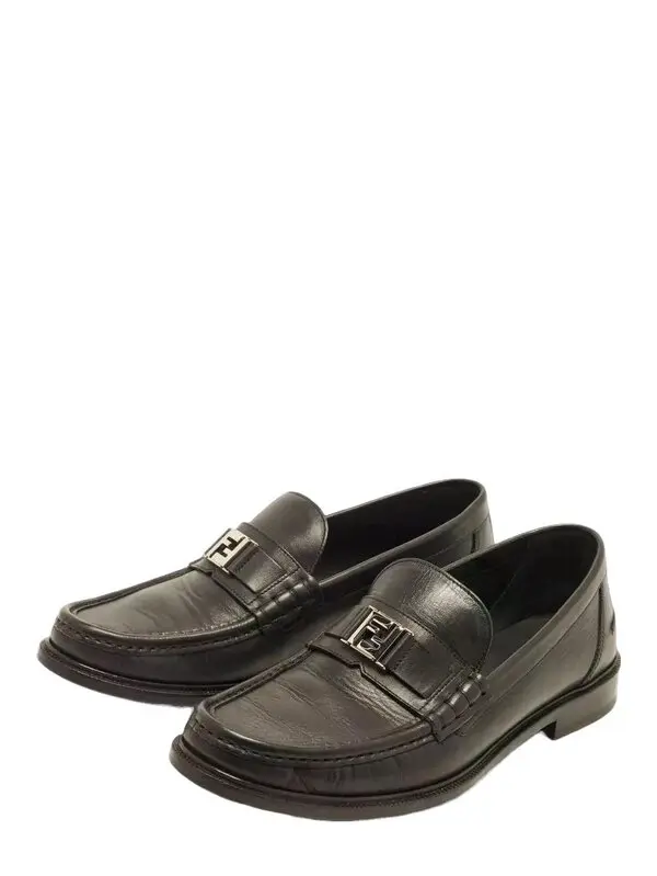 Fendi Leather Ff Plaque Penny Loafers - Black