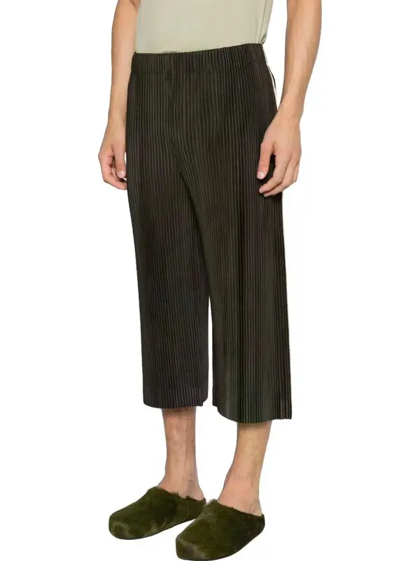 Issey Miyake Pleated Cropped Trousers - Brown