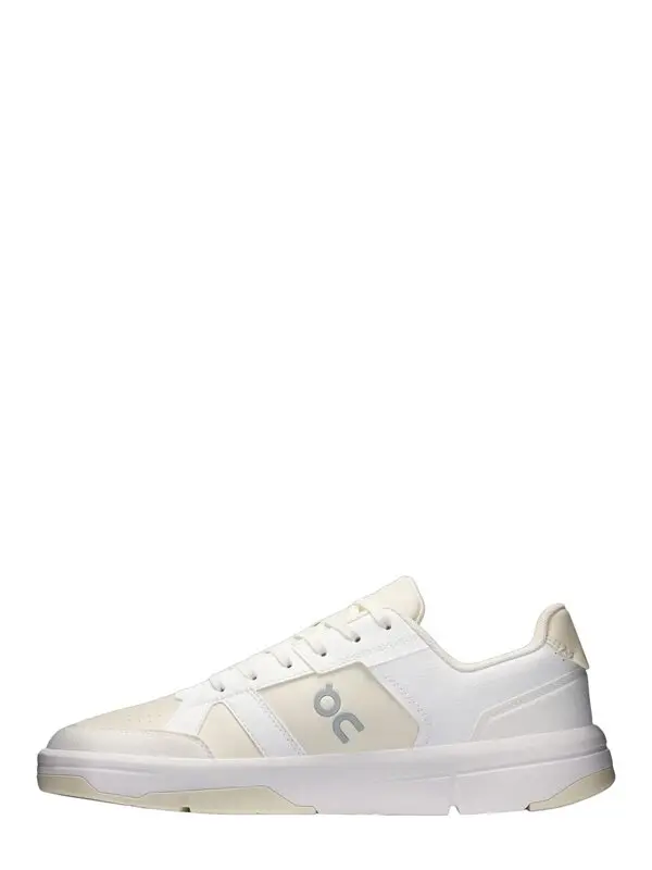 On The Roger Clubhouse Sneakers - White/dew