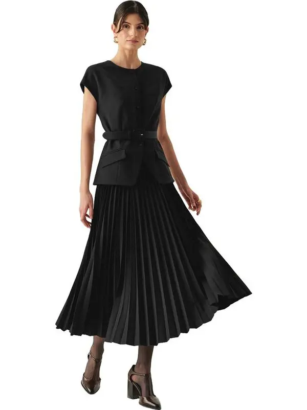 EXQUISE Sleeveless Midi Dress With Pleated Skirt - Black