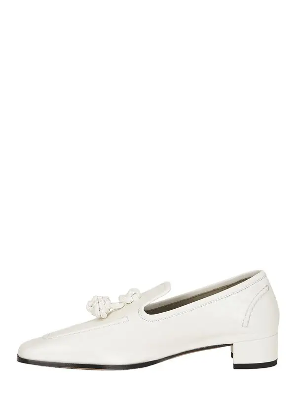 Bottega Veneta Romeo Loafer With Knot Detailing - Alabaster
