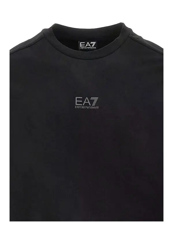 EA7 Logo-print Short-sleeve T-shirt - Black