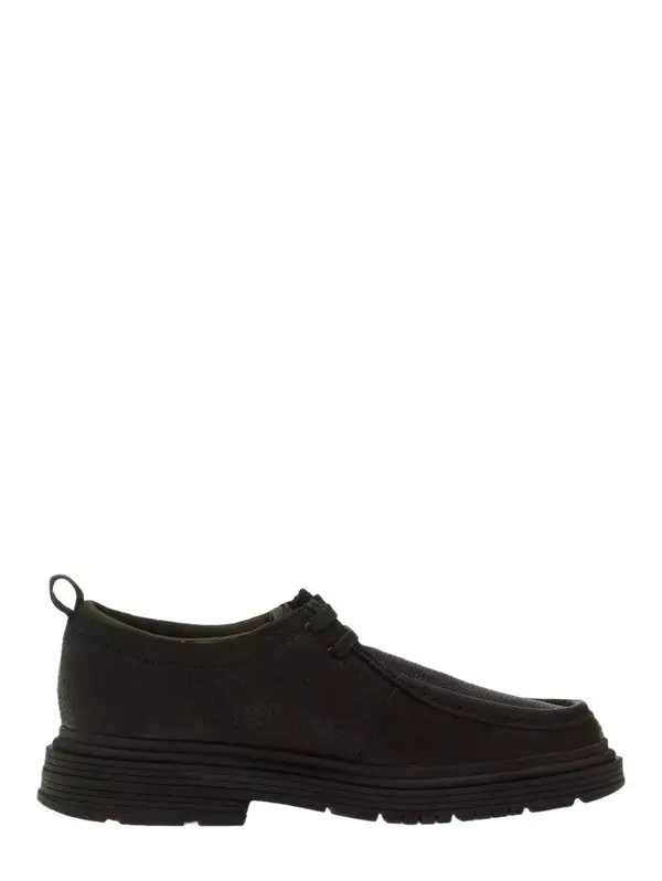 Clarks Badbury Seam Grained Leather Loafers - Black