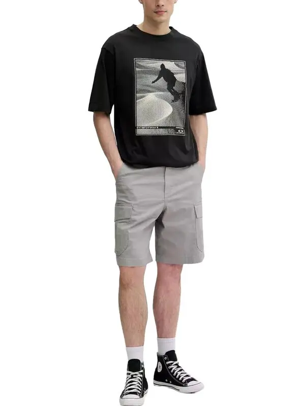 Oakley Cargo Shorts With Embroidered Detail - Grey