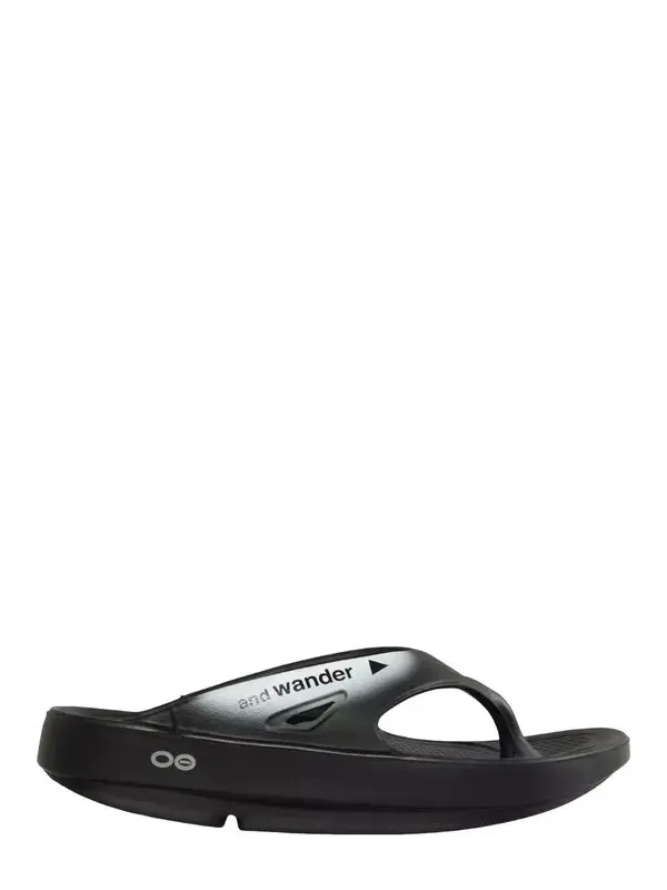 AND WANDER X Oofos Recovery Sandals - Black