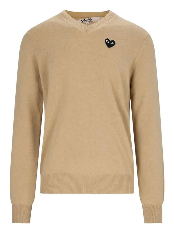 Play Comme Des Garcon 100% Wool V-neck Sweater With Appliqué Heart - Beige