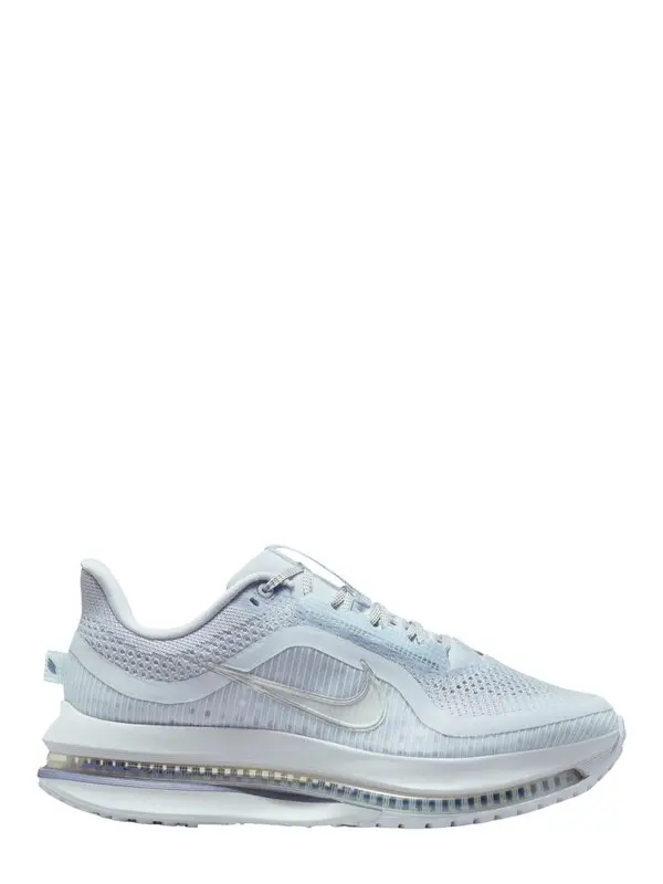 Nike Sneakers - No