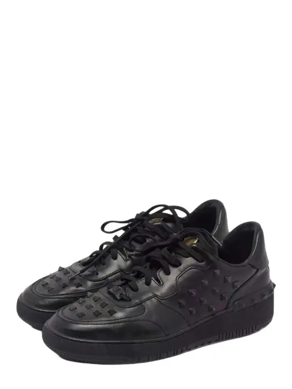 Valentino Garavani Rockstud Low-top Sneakers - Black