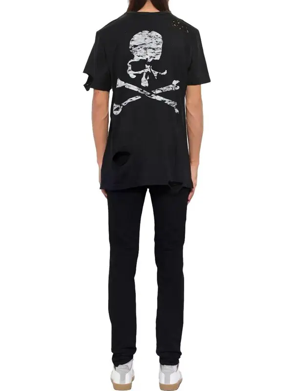 MASTERMIND WORLD Distressed Slogan-print T-shirt - Black