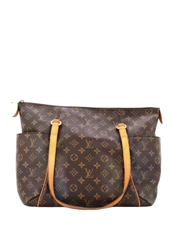 LOUIS VUITTON Monogram Canvas Mm Shoulder Bag - Brown