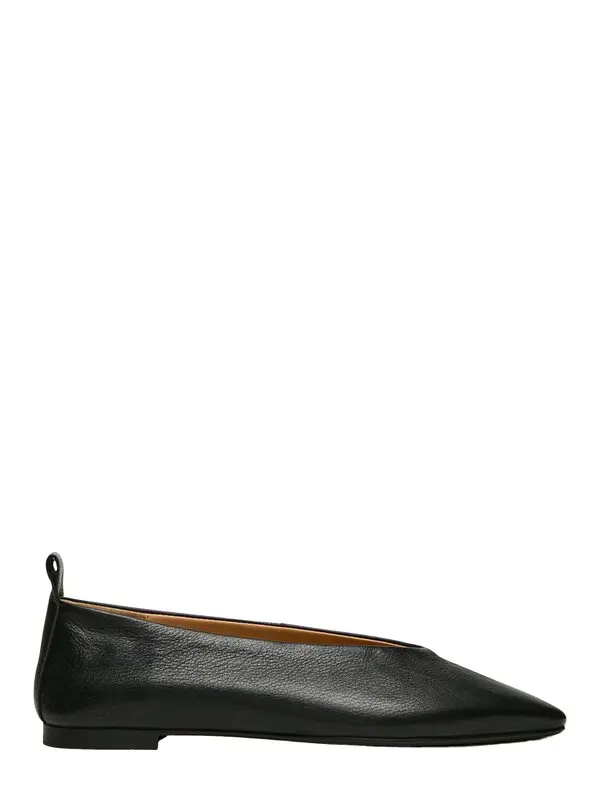 Steve Madden Swanky Almond Toe Ballet Flats - Black
