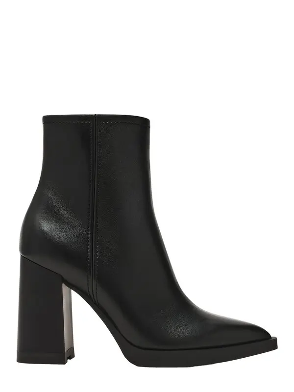 Steve Madden Harden Block Heel Booties With Pointed Toe And Zip Closure - Black