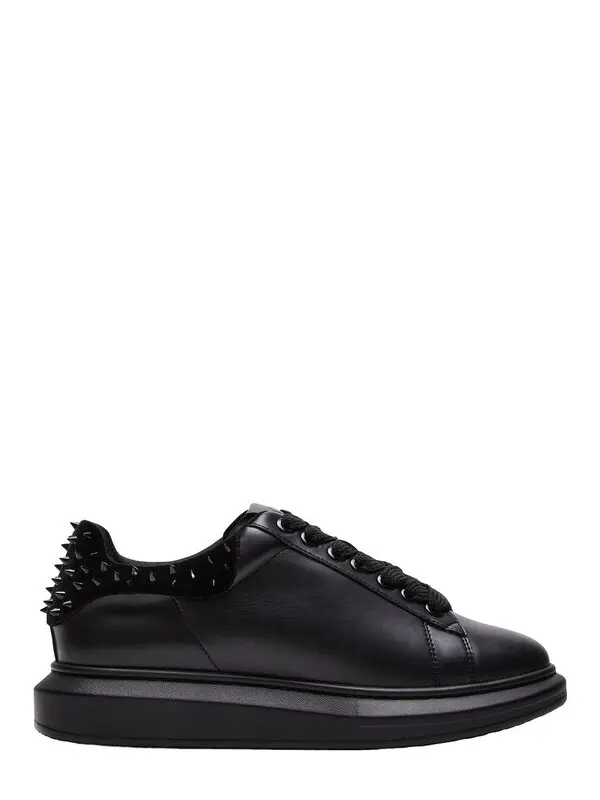 Steve Madden Frosting Flatform Sneakers With Cone Spikes - Black