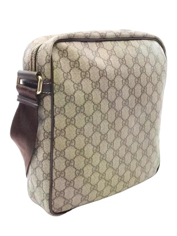 Gucci Gg Supreme Monogram Shoulder Bag - Neutrals