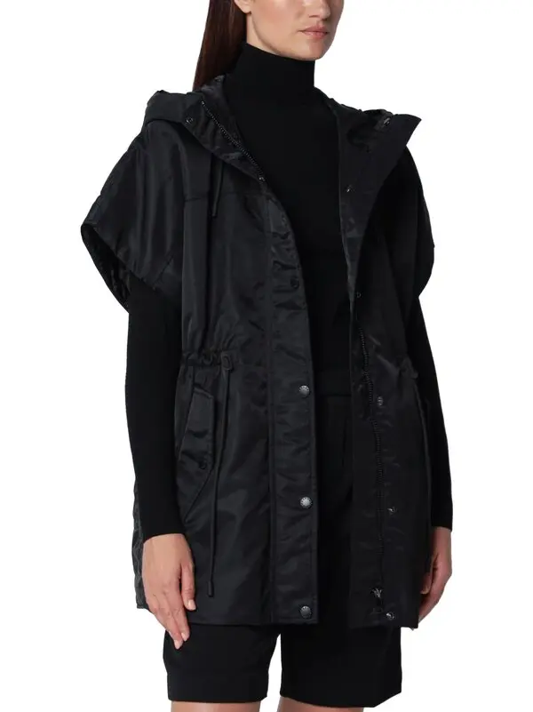 Max Mara Sleeveless Jacket In Nylon - Black