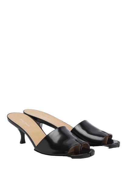 MAISON MARGIELA Tabi Leather Mules - Black