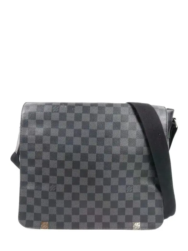LOUIS VUITTON Mm Damier Graphite District Cross Body Bag - Grey