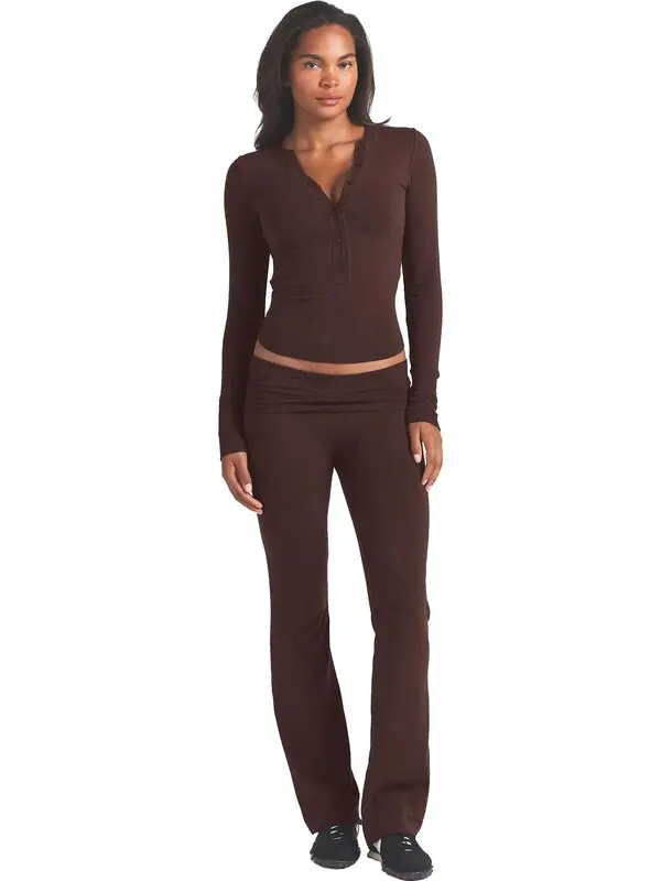 SKIMS Henley Long Sleeve | Deep Neutral | | Cotton Jersey - Espresso