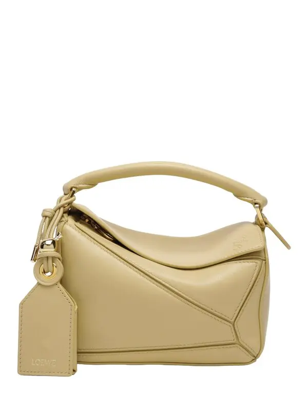 Loewe Puzzle Featherlight Bag In Butter-coloured Nappa Leather - Cream