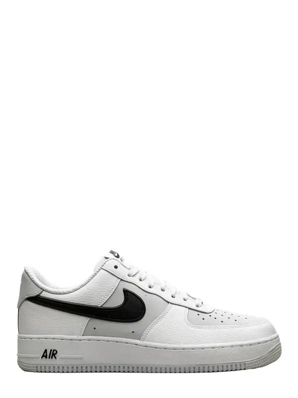 Nike Air Force 1 Low '07 Lv8 Sneakers - White