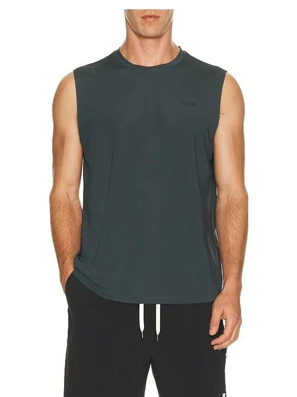 Vuori Viewpoint Muscle Tank 2.0 In Green - Hemlock