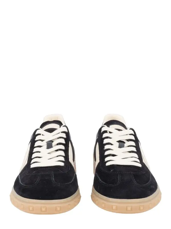 Valentino Garavani Sleek Leather Sneakers - Black