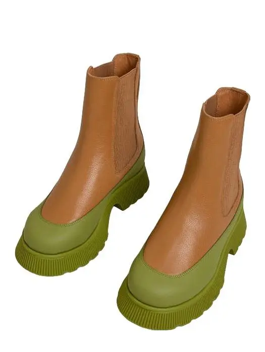 Charlotte Stone Gwen Mudguard Lug Sole Chelsea Boot - Camel